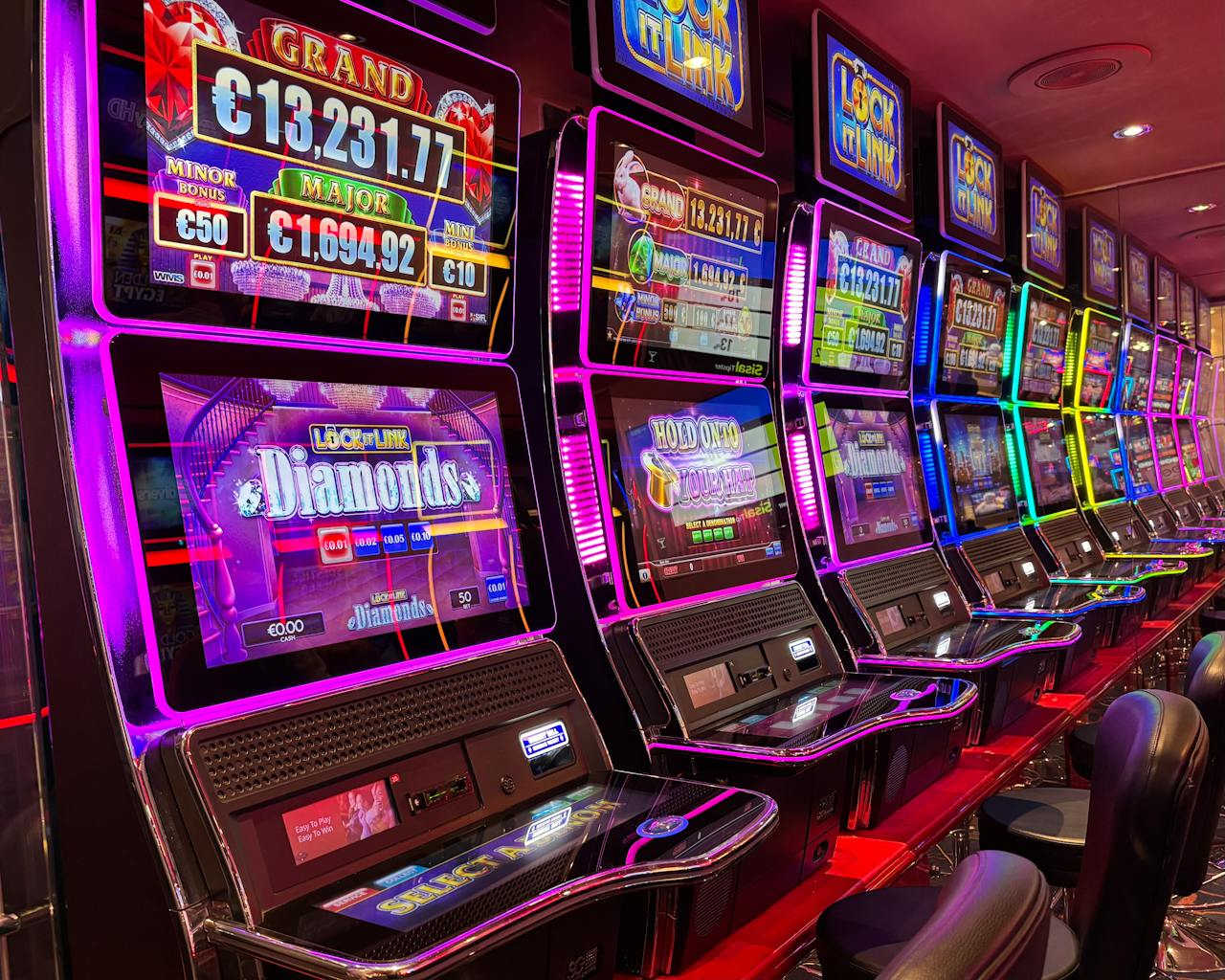 The Role Of Animation And Sound In Online Slot Design - Mitintico